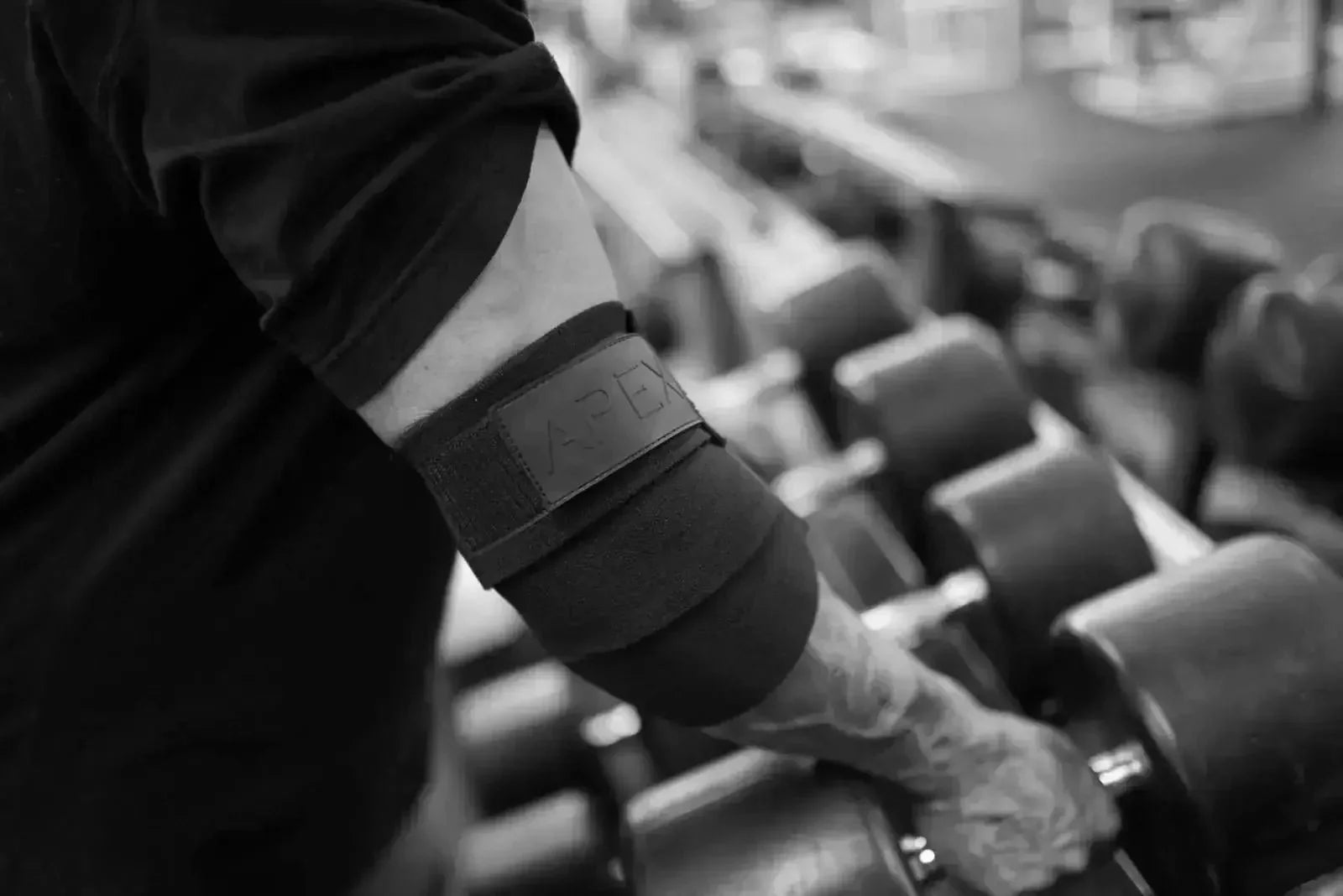 Les meilleures coudières en musculation 2026 | Ceinture de force